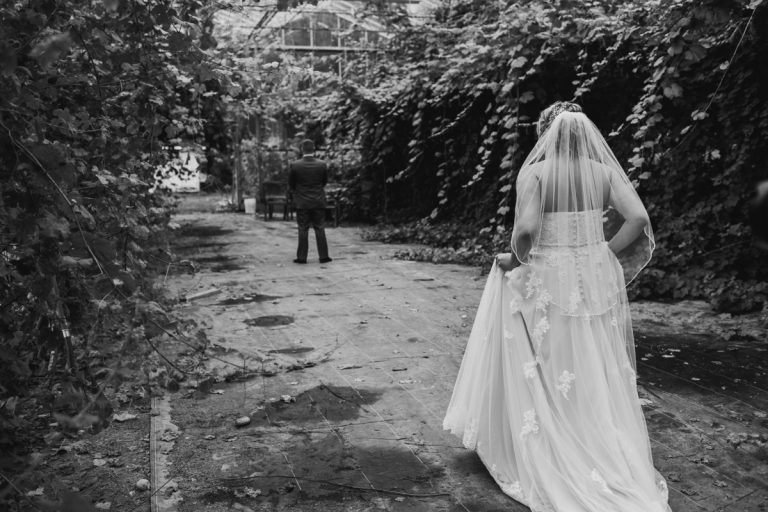 Langley Wedding Photographer Glass House Estate Winery Amber Hughes